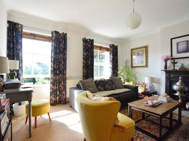 Vanbrugh Park, Blackheath, London SE3, 2 bed flat to rent, £2,300 pcm | PrimeLocation