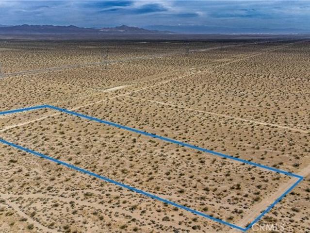 1 Vancouver Ave, Adelanto, CA 92301