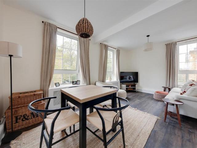 Vancouver House, Wapping, E1W 1 bed apartment to rent £2,350 pcm £542 pw