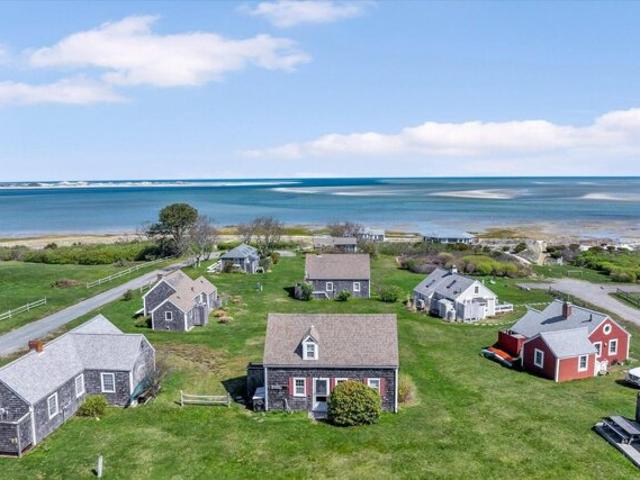 Vanduzer Rd Unit,cummaquid, Condo For Sale