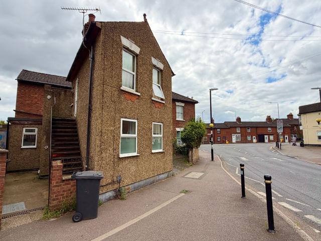 Vandyke Road, Leighton Buzzard LU7, Studio to rent, £720 pcm | PrimeLocation