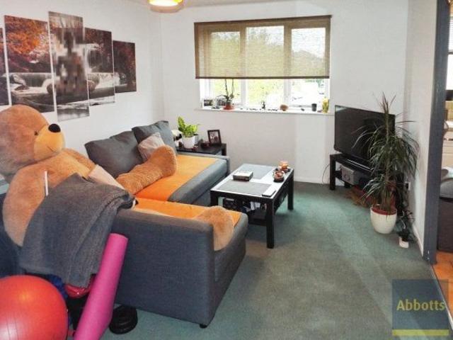 VANGE BASILDON