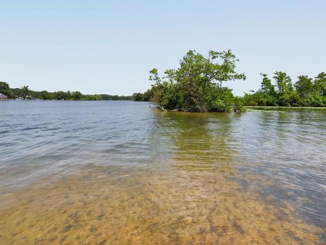 VAC Island on Pontiac Lake