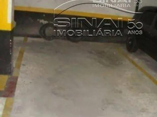 Vaga com 15 m² na região da Liberdade