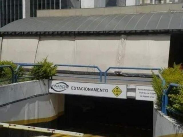 Vaga de Garagem à Venda no Edifício Financial Center Parking – Setor Bancário Sul