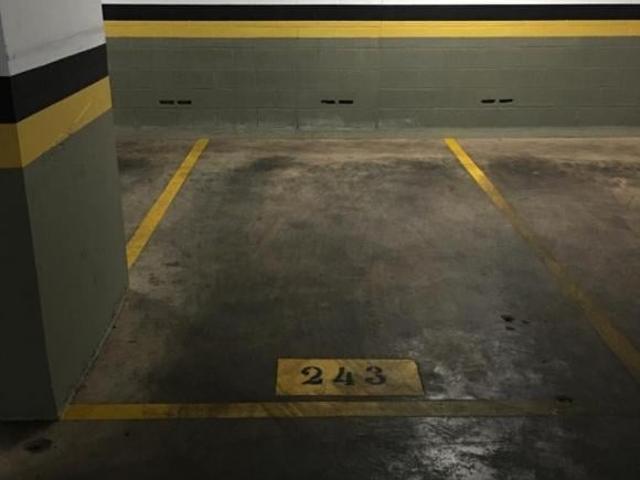 VAGA DE GARAGEM Edifício BARÃO MAUÁ SIG/Sul