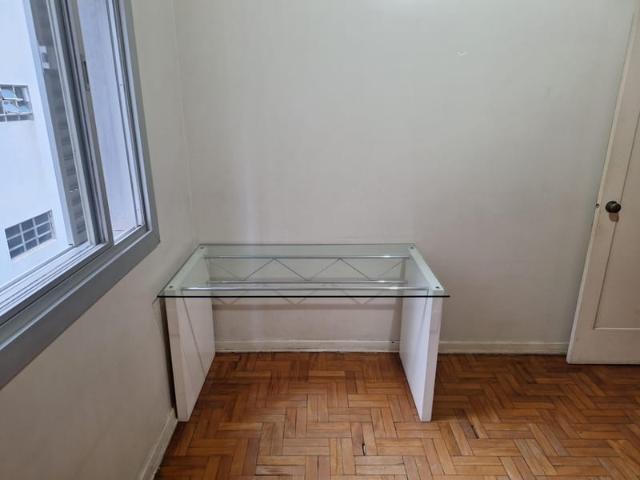 Vaga de quarto disponível. More a 80m da Paulista