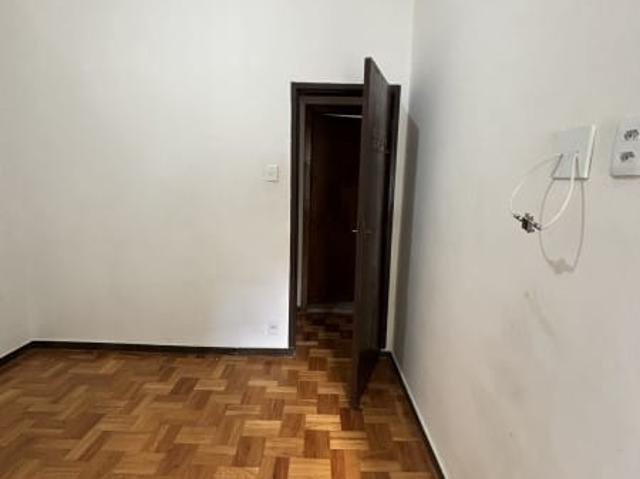 Vaga em apartamento compartilhado no centro sul de BH