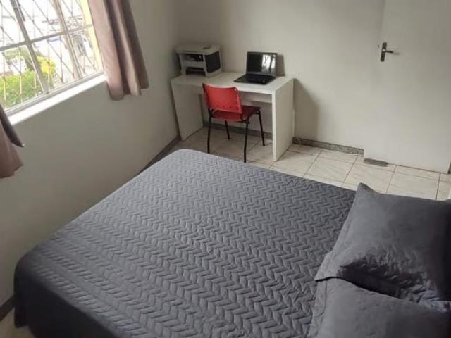 Vaga em apê mobiliado e com ótima localização no Carlos Prat