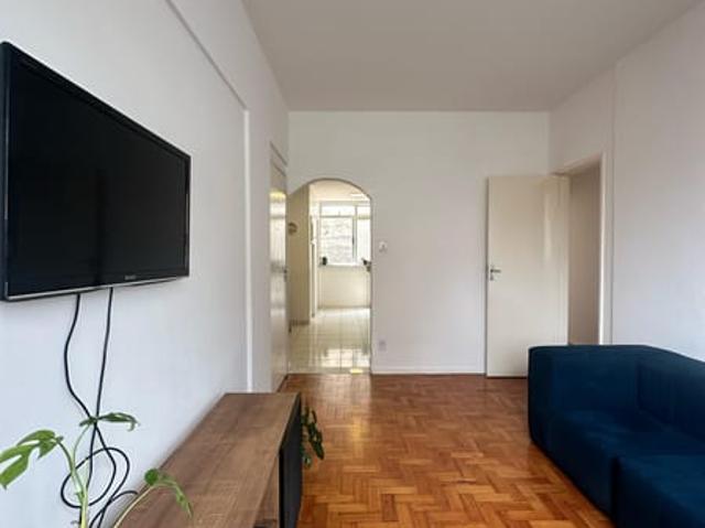 Vaga em apto com quarto indivual mobiliado