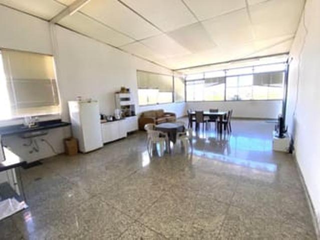 vaga em casa incrivel pertinho da UFMG