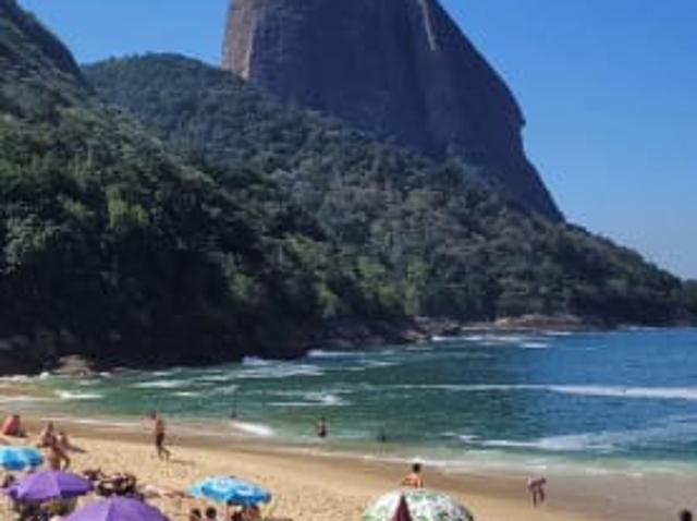 Vaga em quarto, república Botafogo
