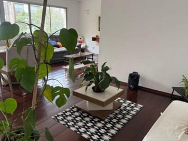 Vaga Feminina em Apartamento no Morumbi