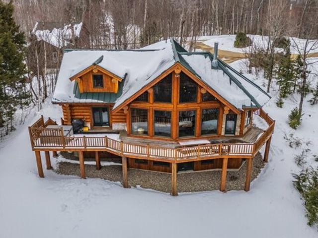 Vail Dr, Newry, Home For Sale