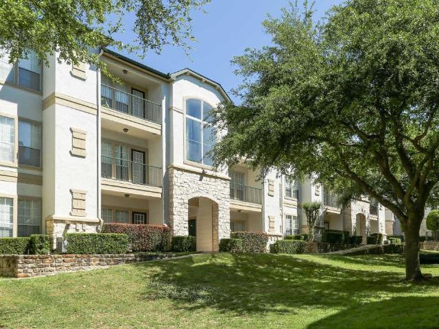 Vail Village Club 1 Bedroom Apartment for Rent at 3839 Briargrove Ln, Dallas, TX 75287