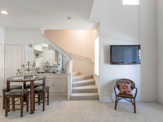 Vail Village Club 1 Bedroom Apartment for Rent at 3839 Briargrove Ln, Dallas, TX 75287