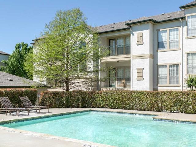 Vail Village Club 2 Bedroom Apartment for Rent at 3839 Briargrove Ln, Dallas, TX 75287