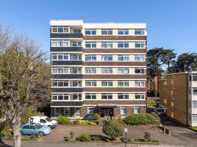 Valverde House, Eaton Gardens, Hove, BN3 3 bed apartment to rent £1,800 pcm £415 pw