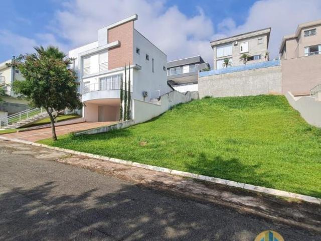 Terreno à venda no bairro Alphaville Santana de Parnaíba/SP