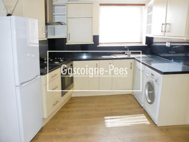 Valzan House, Camberley GU15, 1 bed flat to rent, £1,100 pcm | PrimeLocation
