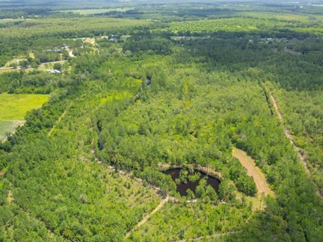 Val Del Rd, Adel, GA 31620