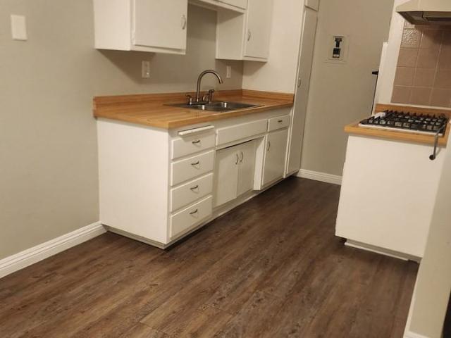 Valbrook Apartments 1 Bedroom Apartment for Rent at 1842 1842 1848 W VALENCIA DR, Fullerton, CA 92833