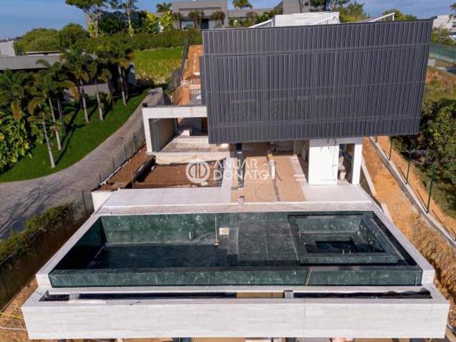 Vale dos Cristais Casa Condomínio 5 quartos à venda na Anuar Donato