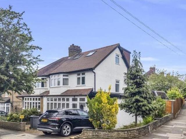 Vale Drive, High Barnet, 4 Bedroom Semi detached