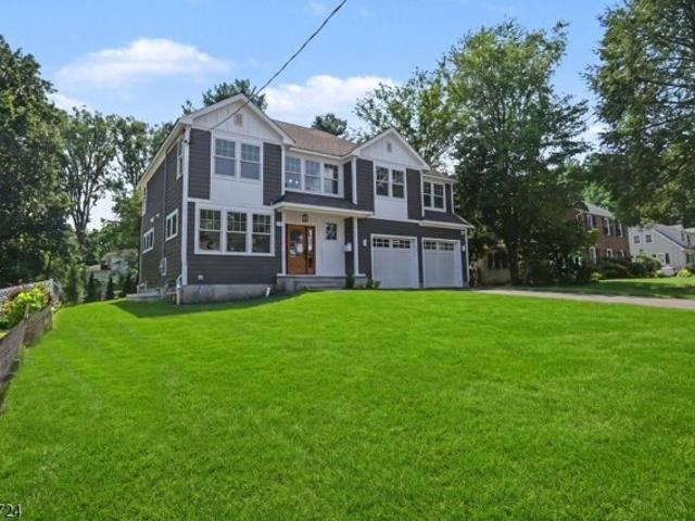 Valemont Way, Summit, Home For Sale