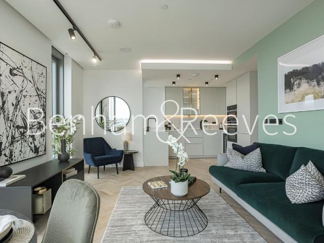 Valencia Tower, Bollinder Place EC1V, 2 bed flat to rent, £3,900 pcm | PrimeLocation