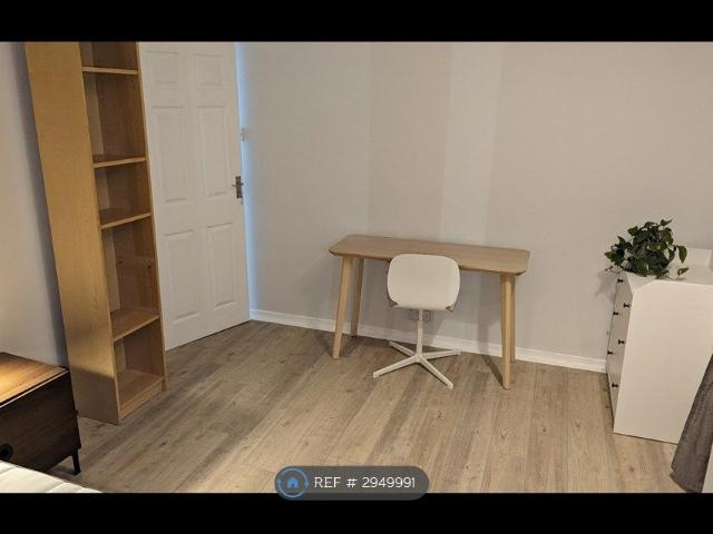 Valentine Court, London SE23, Room to rent, £900 pcm | PrimeLocation
