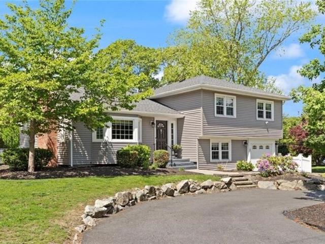 Valentine Dr, Barrington, Home For Sale