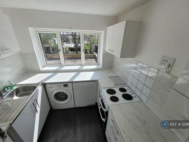 Valentine Road, South Harrow, 3 Bedroom Flat