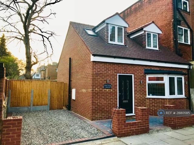 Valentines Road, Ilford, IG1 1 bed bungalow to rent £1,590 pcm £367 pw