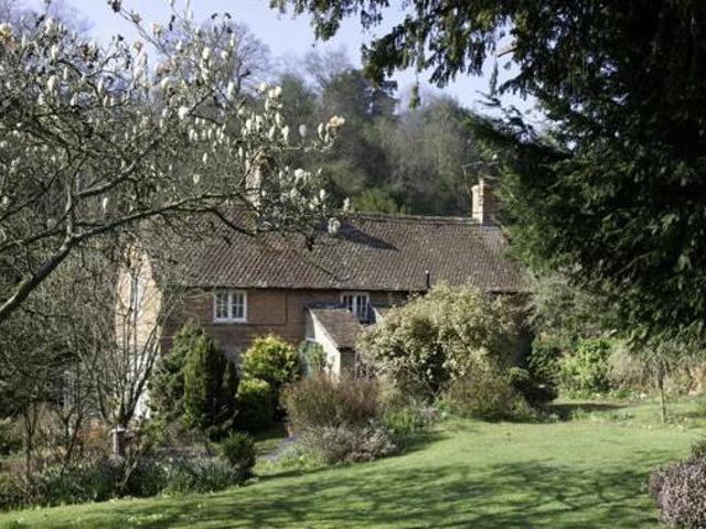 Valeshay, East Knoyle, 3 Bedroom Detached