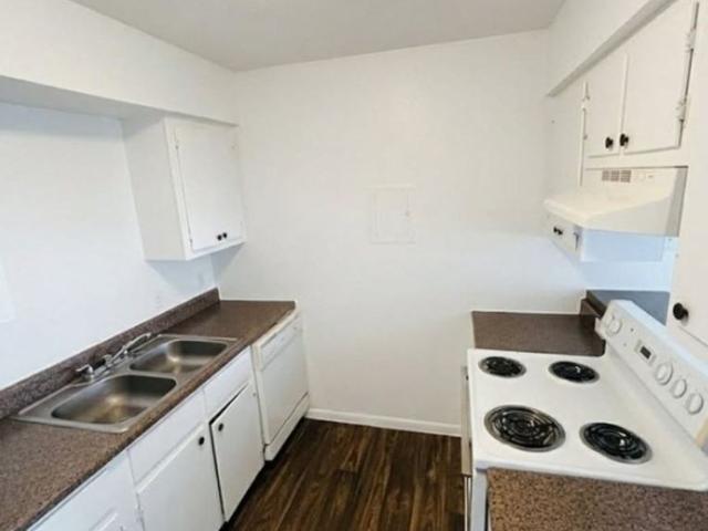Valhalla Apartments 6730 Everhart Rd. Corpus Christi, TX 78413 Studio Apartment for Rent at 6730 Everhart Rd, Corpus Christi, TX 78413 South Side