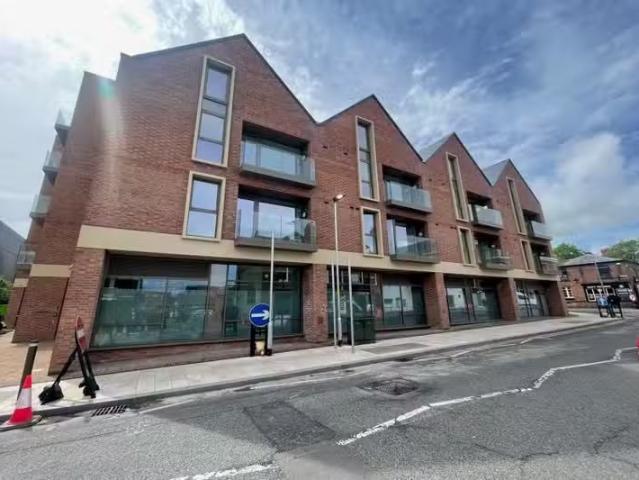 Valiant House, Altrincham, 2 bedroom, Apartment
