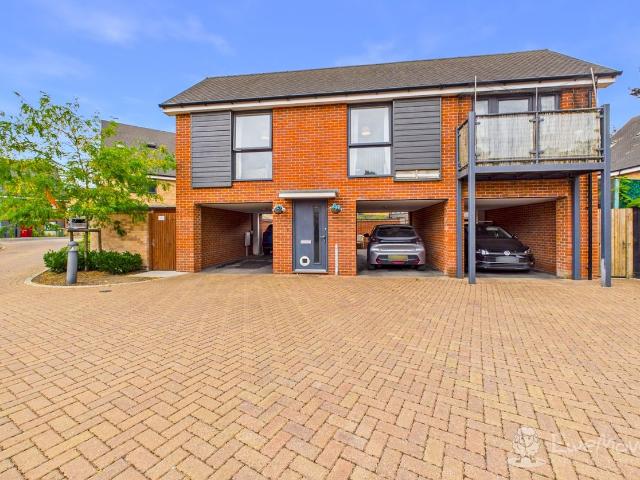 Valiant Road, Bordon GU35, 2 bed detached house to rent, £1,400 pcm | PrimeLocation