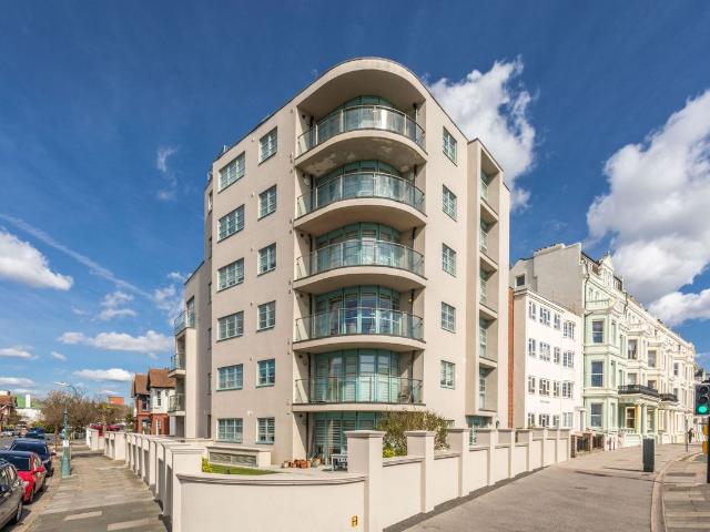 Vallance Gardens, Hove, East Sussex BN3, 3 bed flat to rent, £3,500 pcm | PrimeLocation