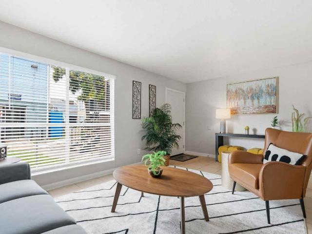 Valle Vista 1 Bedroom Apartment for Rent at 9901 Club Creek Dr, Houston, TX 77036 Westwood