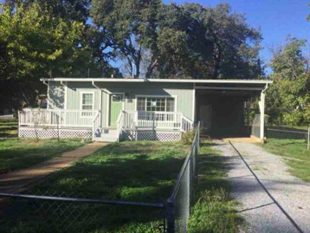 Vallecito St