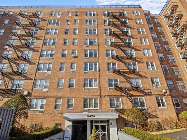 Valles Ave Apt M, Bronx, Property For Sale