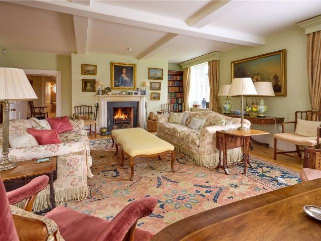 Vallets Farm House, Whitfield