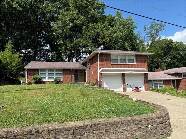 Valleyview Dr, New Kensington, Home For Sale