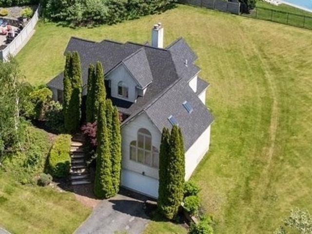 Valleyview Farm Rd, Haverhill, Home For Sale