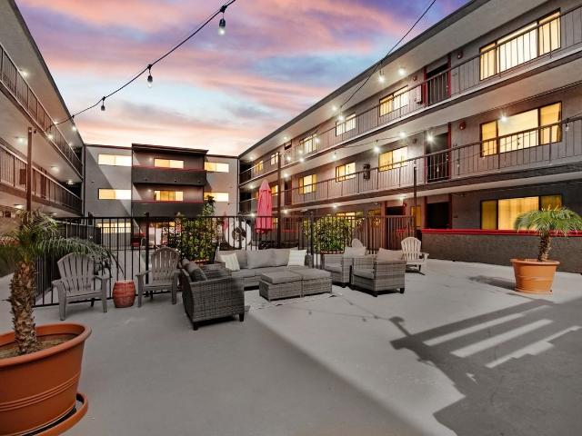 Valleywood Apartments 2 Bedroom Apartment for Rent at 17806 Lassen St, Los Angeles, CA 91325 Northridge