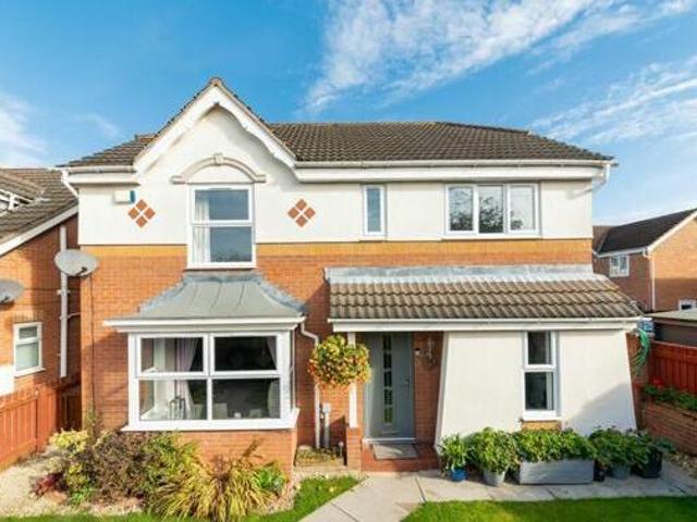 Valley Court, Whitwood, 4 Bedroom Detached