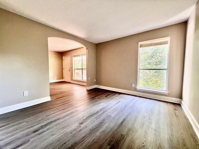 Valley Crest 1 Bedroom Apartment for Rent at 316 Beacon Crest Ln, Birmingham, AL 35209 Glen Iris