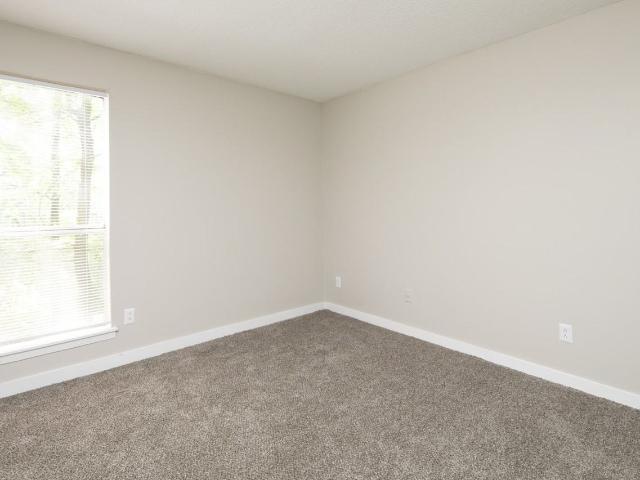Valley Crest 2 Bedroom Apartment for Rent at 316 Beacon Crest Ln, Birmingham, AL 35209 Glen Iris