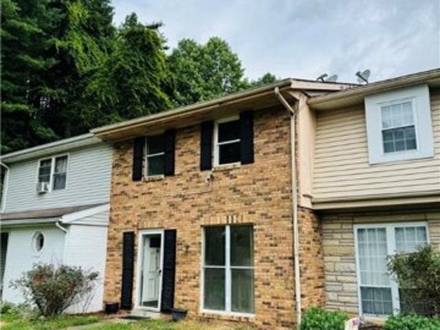 Valley Brook Dr, Charleston, Home For Sale